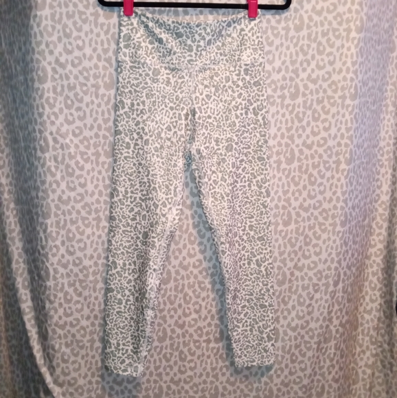 Balance Collection | Pants & Jumpsuits | Balance Collection Yoga Pants ...